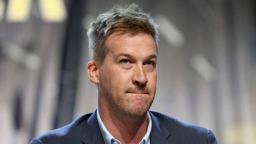 Kenneth Mitchell - Biography, Height & Life Story | Super Stars Bio