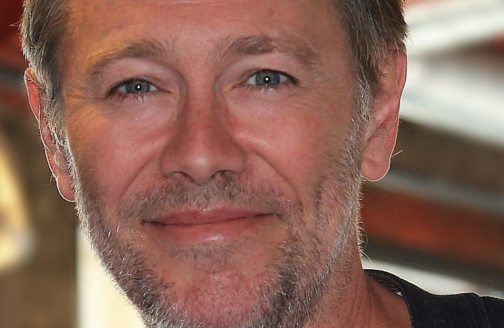 Peter Outerbridge - Biography, Height & Life Story | Super Stars Bio