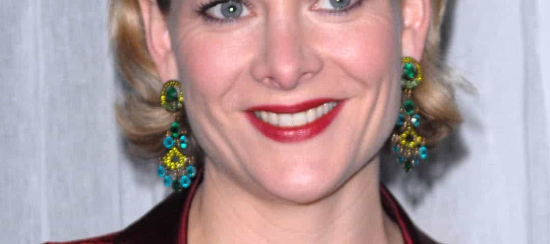 Sara Stewart - Biography, Height & Life Story | Super Stars Bio