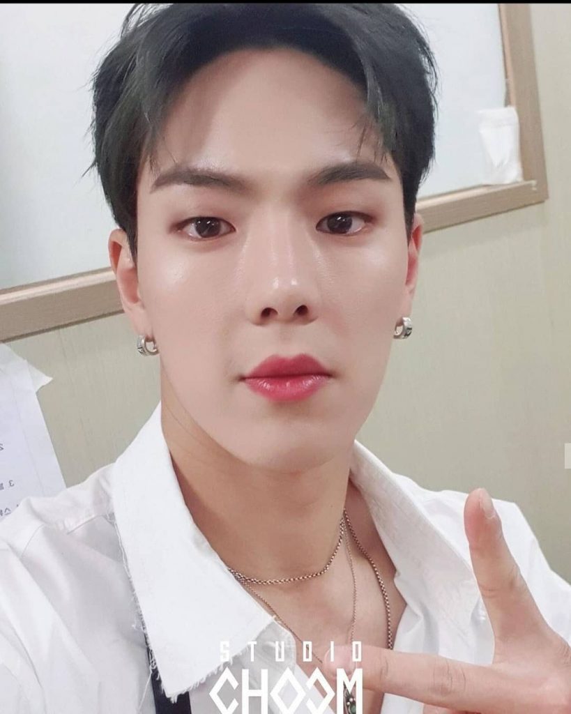 Shownu - Biography, Height & Life Story | Super Stars Bio