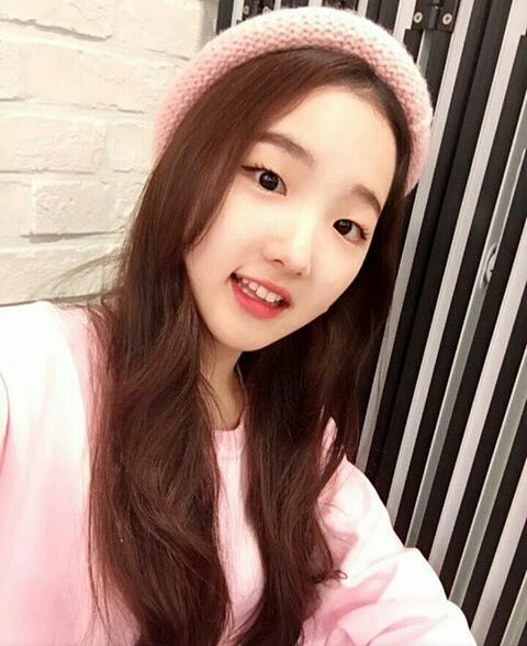 Kim Si-hyeon - Biography, Height & Life Story | Super Stars Bio