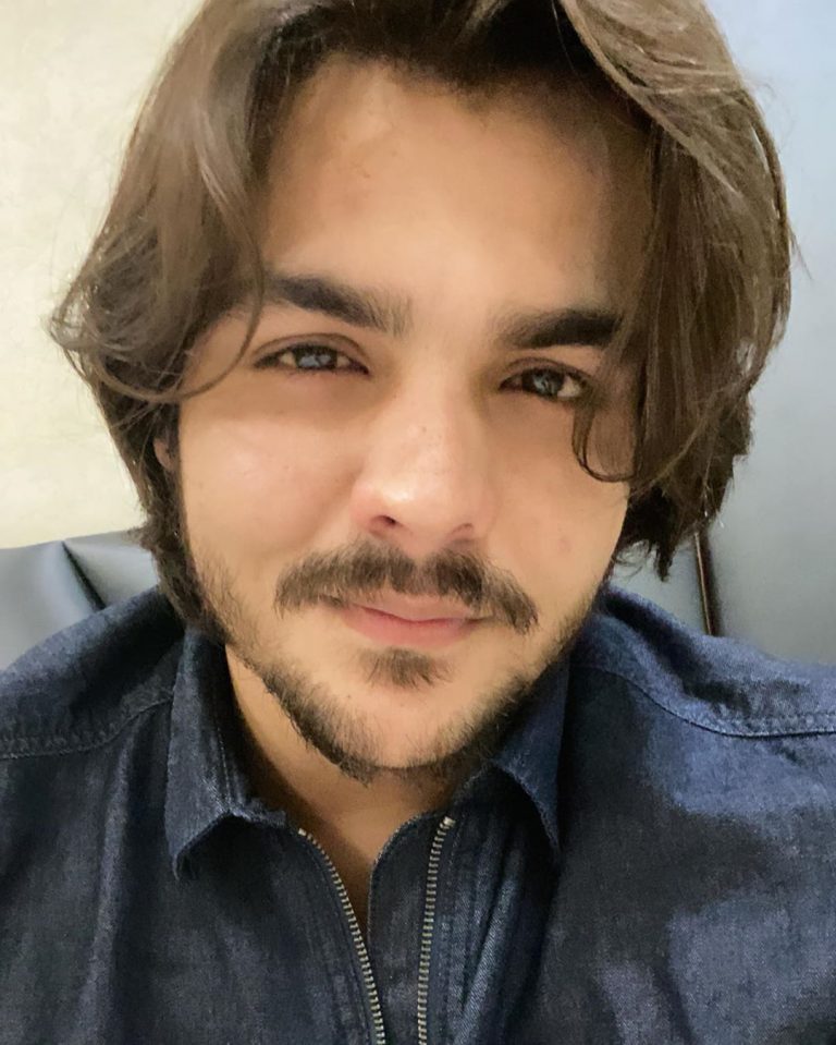 Ashish Chanchlani - Biography, Height & Life Story | Super Stars Bio