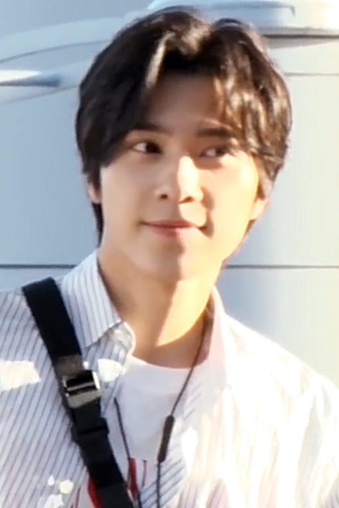 Hendery - Biography, Height & Life Story | Super Stars Bio