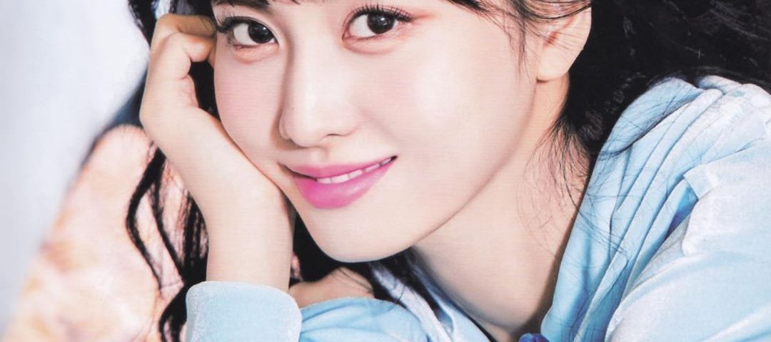 MOMO - Biography, Height & Life Story | Super Stars Bio