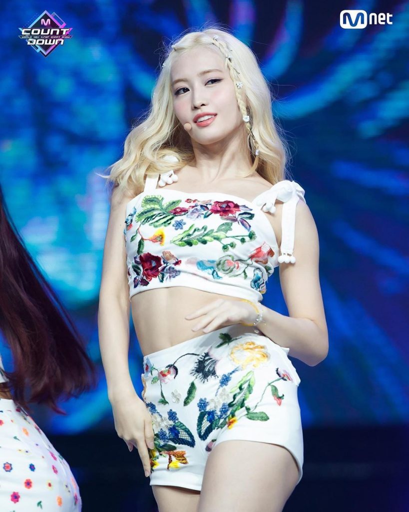 Momo - Biography, Height & Life Story | Super Stars Bio