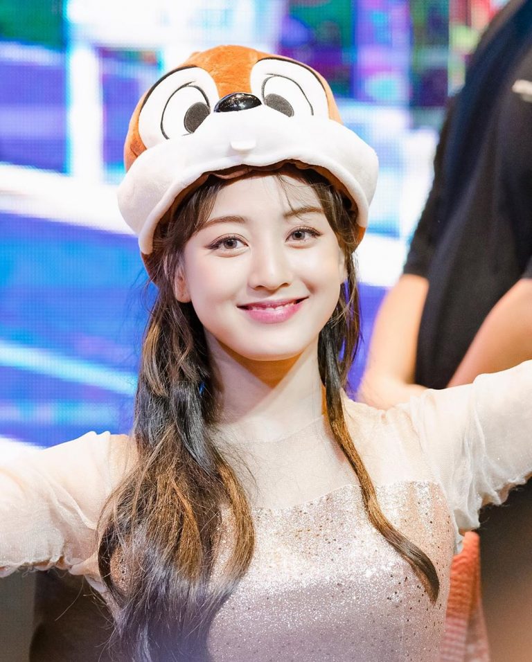 Jihyo - Biography, Height & Life Story | Super Stars Bio