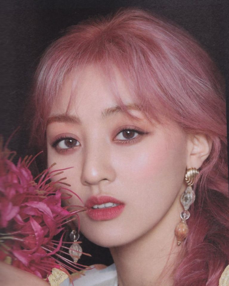 Jihyo - Biography, Height & Life Story | Super Stars Bio