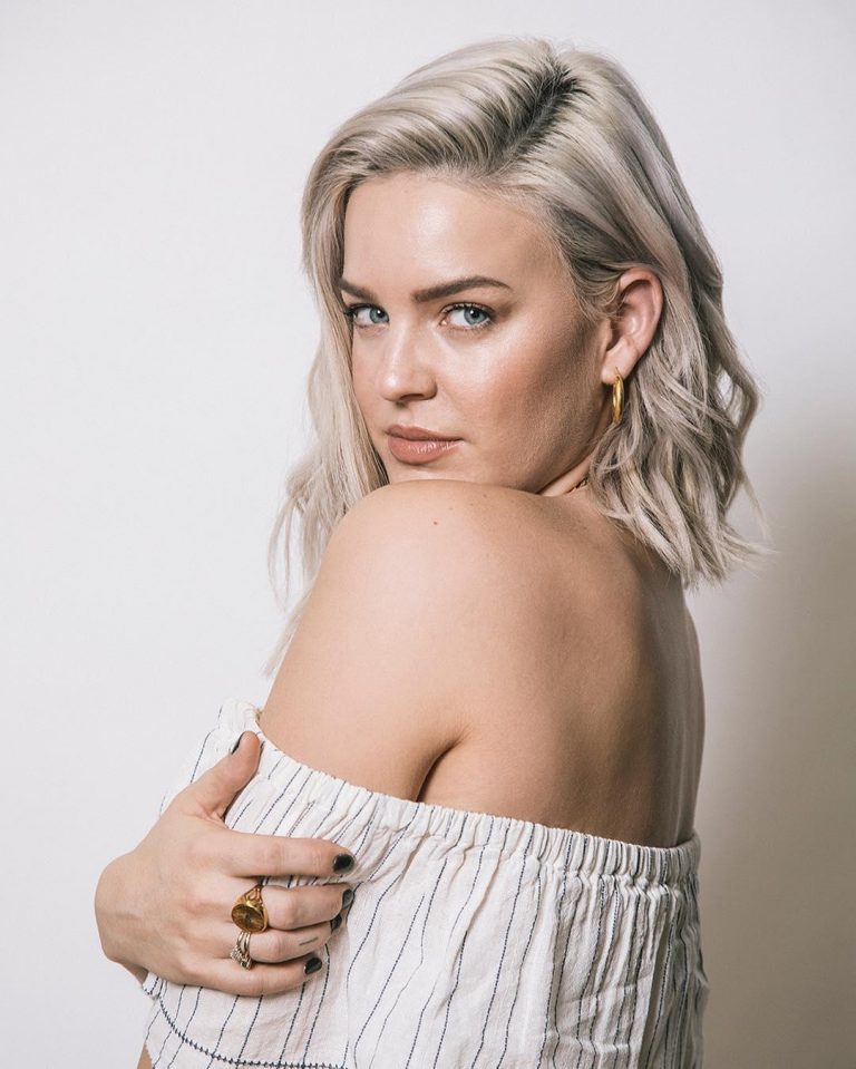 Anne-Marie - Biography, Height & Life Story | Super Stars Bio