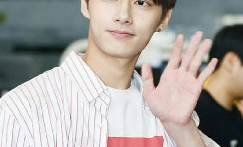 Wen Junhui - Biography, Height & Life Story | Super Stars Bio
