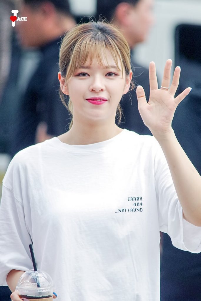 JEONGYEON - Biography, Height & Life Story | Super Stars Bio