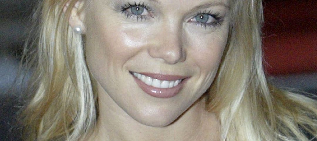 Holly Brisley - Biography, Height & Life Story | Super Stars Bio