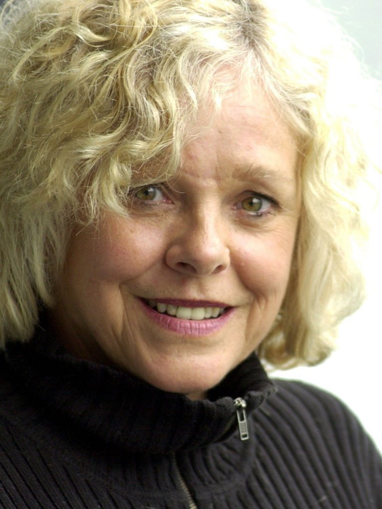 Lynette Curran - Biography, Height & Life Story | Super Stars Bio