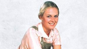 Penny Cook - Biography, Height & Life Story | Super Stars Bio