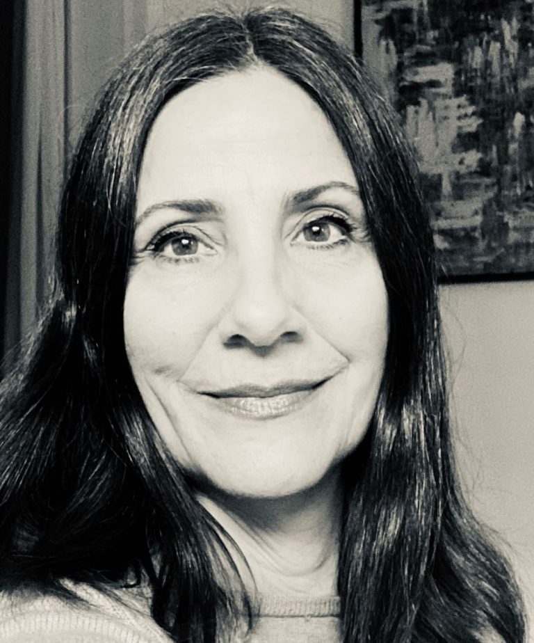 Zoe Carides - Biography, Height & Life Story | Super Stars Bio