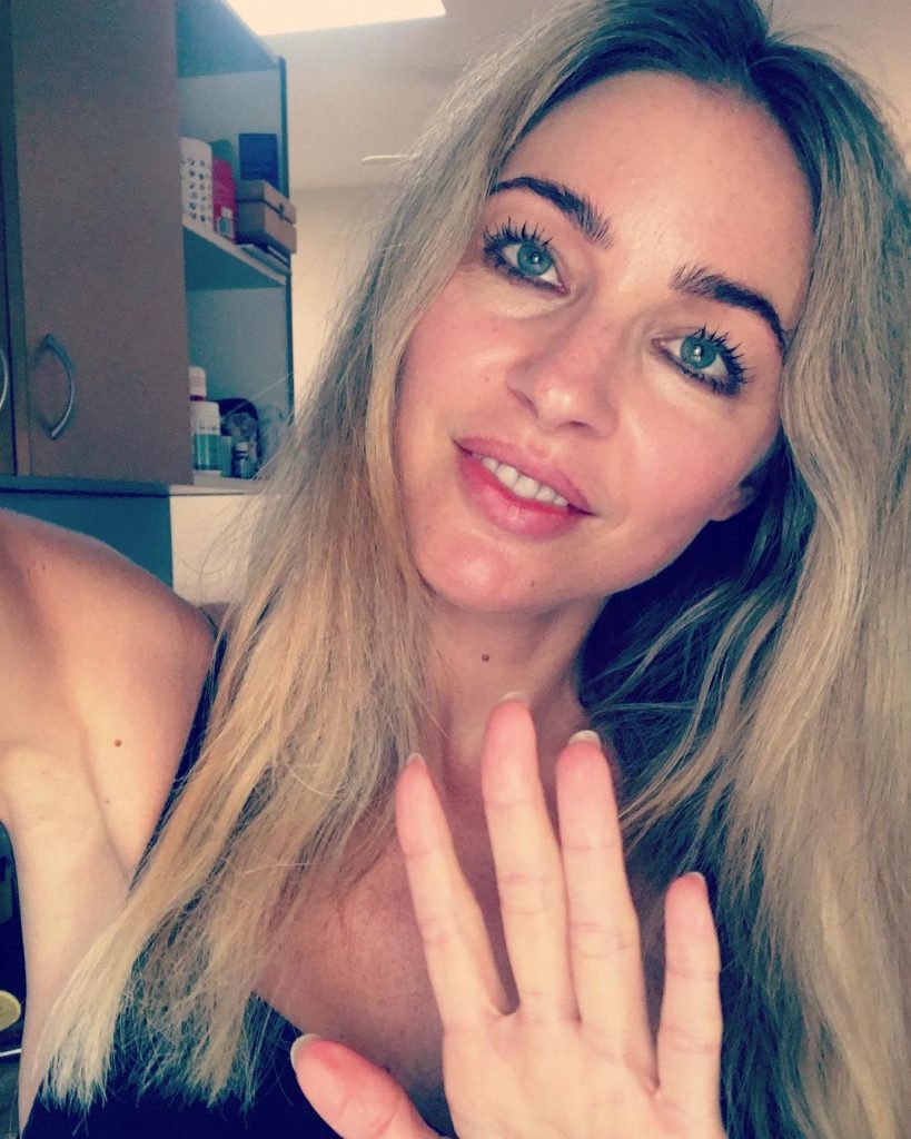 Tabrett Bethell - Biography, Height & Life Story | Super Stars Bio