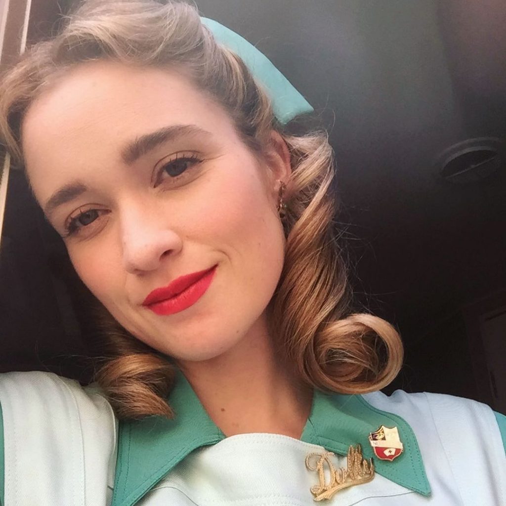 Alice Englert - Biography, Height & Life Story | Super Stars Bio