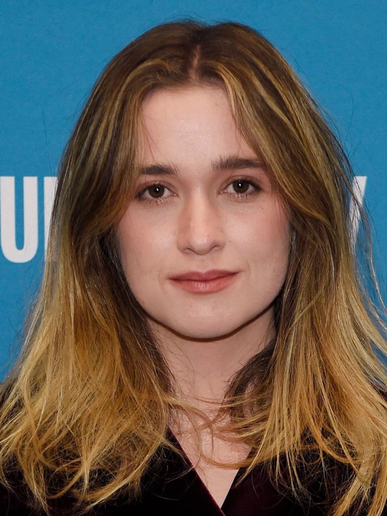 Alice Englert - Biography, Height & Life Story | Super Stars Bio
