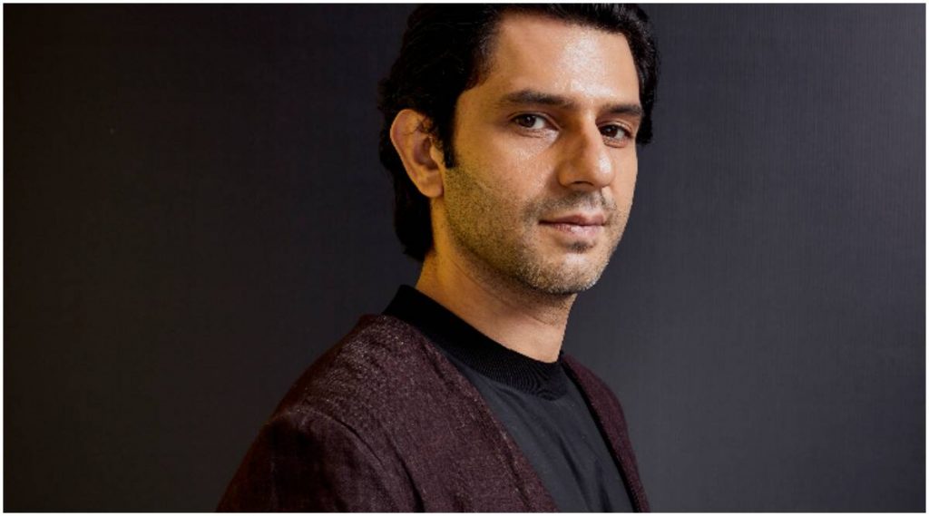 Arjun Mathur - Biography, Height & Life Story | Super Stars Bio