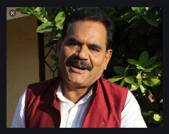 8 Things You Didn't Know About Mushtaq Khan - Super Stars Bio