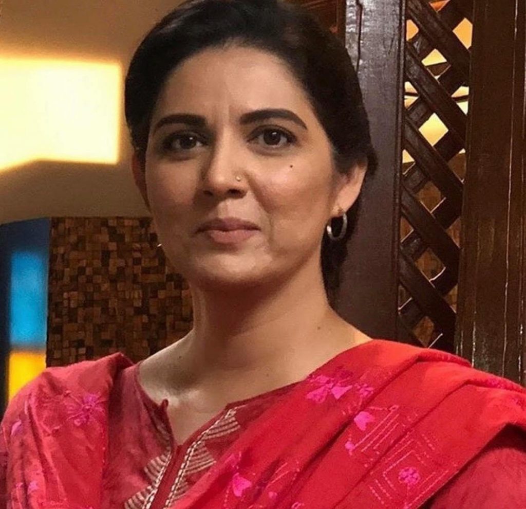 8 Things You Didn't Know About Savera Nadeem - Super Stars Bio