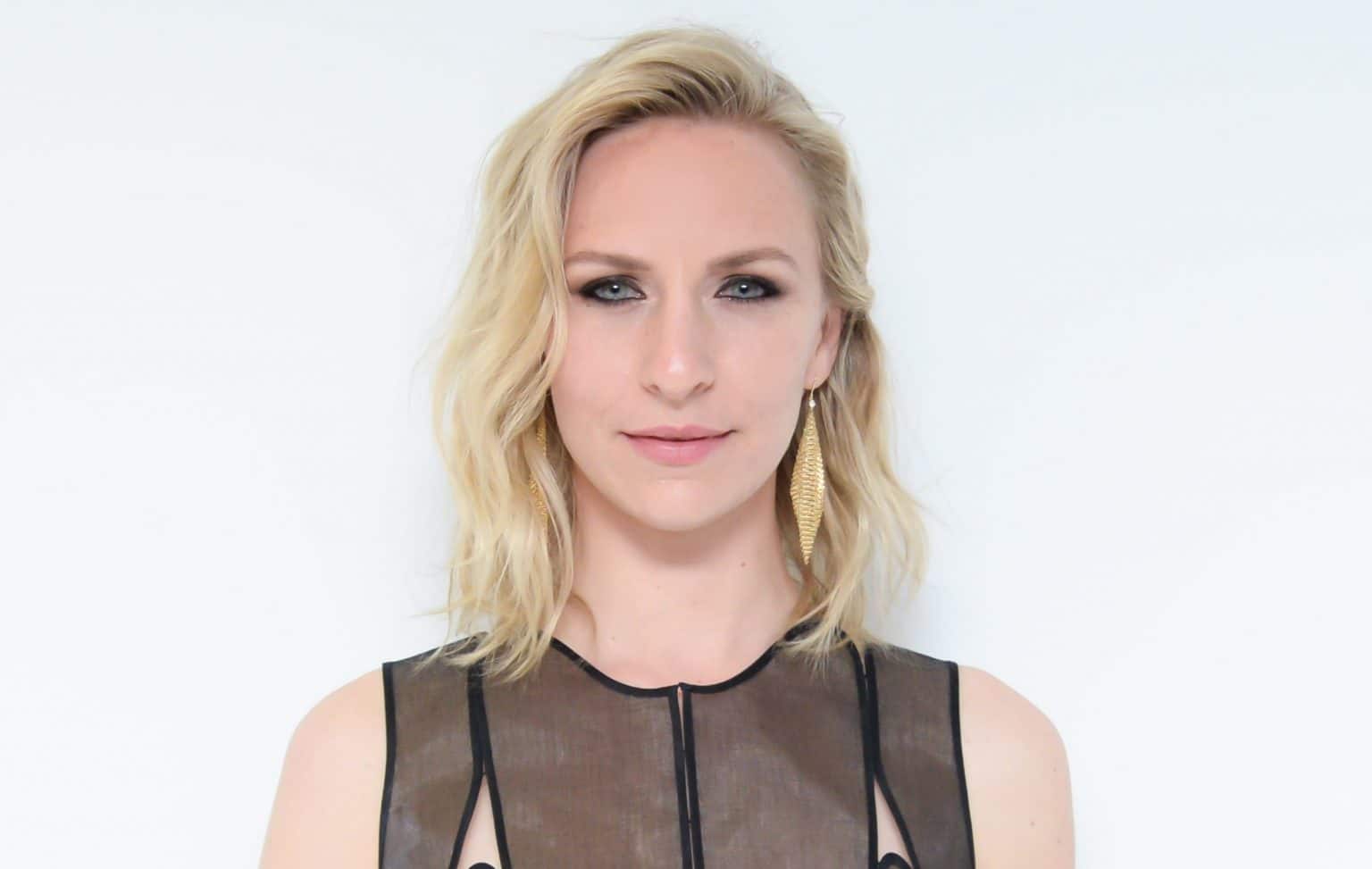 Mickey Sumner - Biography, Height & Life Story | Super Stars Bio