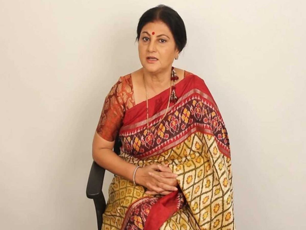 8 Things You Didn't Know About Charu Rohatgi - Super Stars Bio