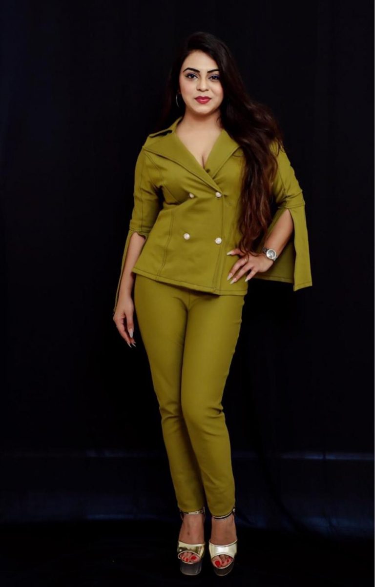 Sameeksha Gaur - Biography, Height & Life Story | Super Stars Bio