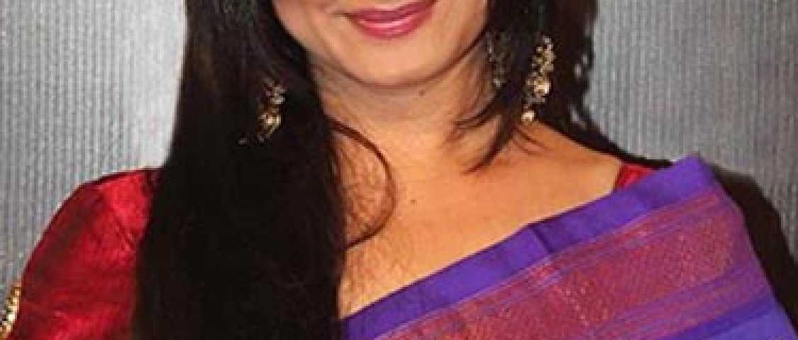 8 Things You Didn't Know About Divya Dutta - Super Stars Bio