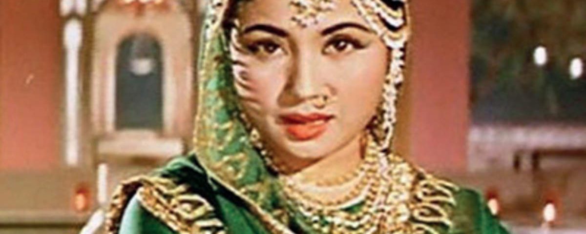 8 Things You Didn't Know About Meena Kumari - Super Stars Bio