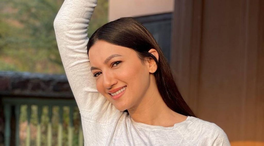 8 Things You Didn't Know About Gauhar Khan - Super Stars Bio
