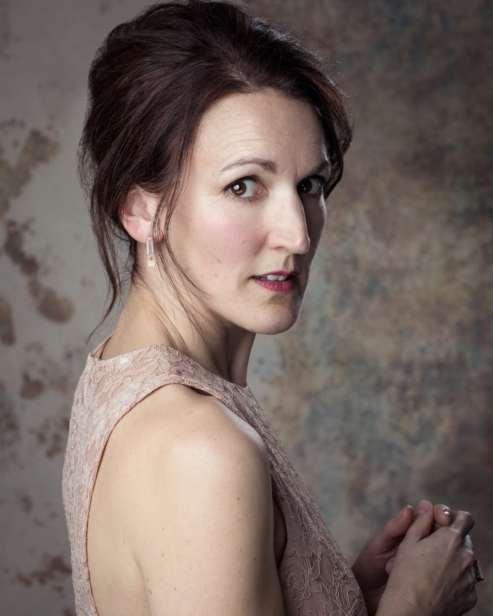 Kate Russell-Smith - Biography, Height & Life Story | Super Stars Bio