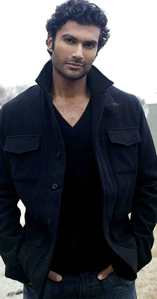 Sendhil Ramamurthy - Biography, Height & Life Story | Super Stars Bio