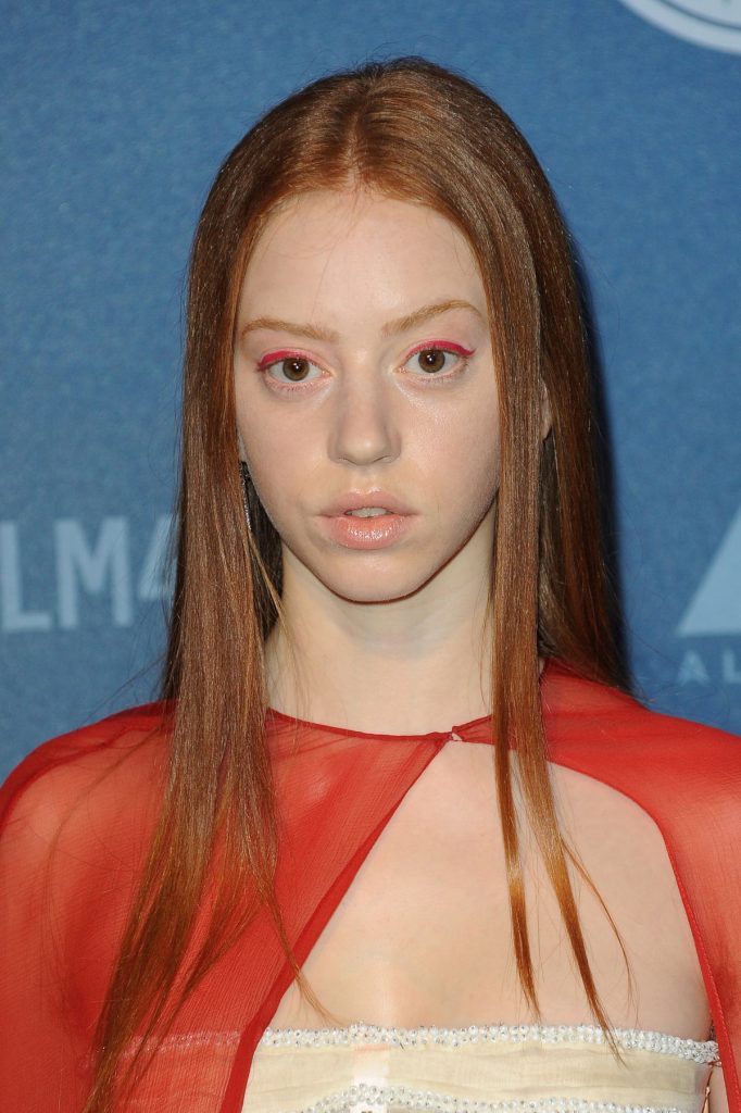 8 Things You Didn't Know About Lily Newmark - Super Stars Bio