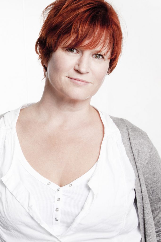 Lisa Palfrey - Biography, Height & Life Story | Super Stars Bio