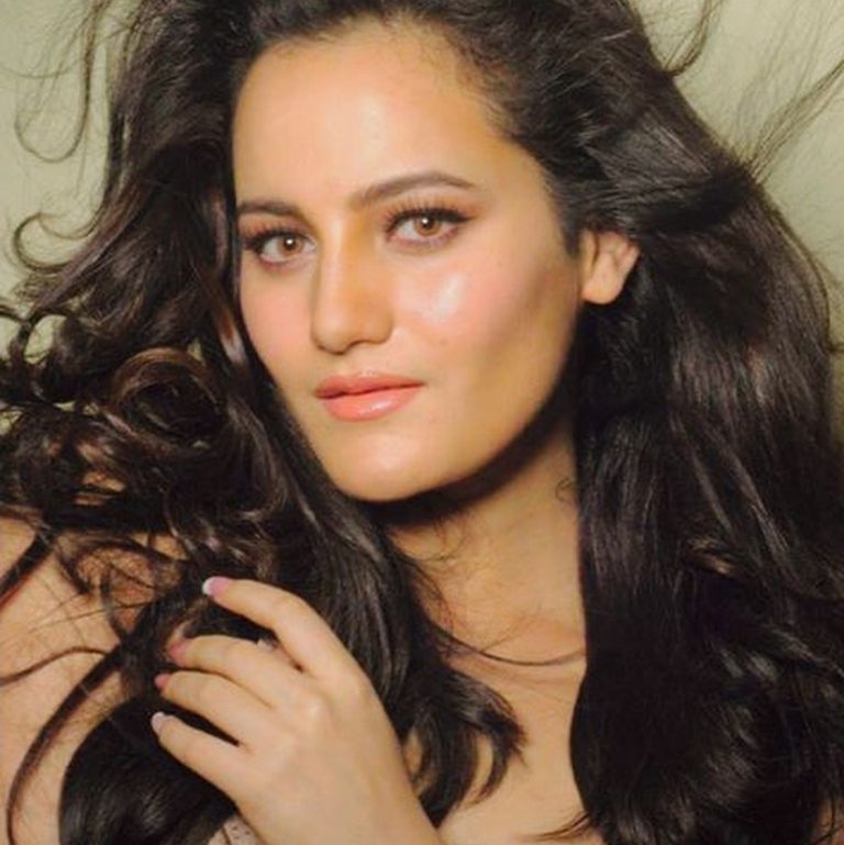 Raviza Chauhan - Biography, Height & Life Story | Super Stars Bio