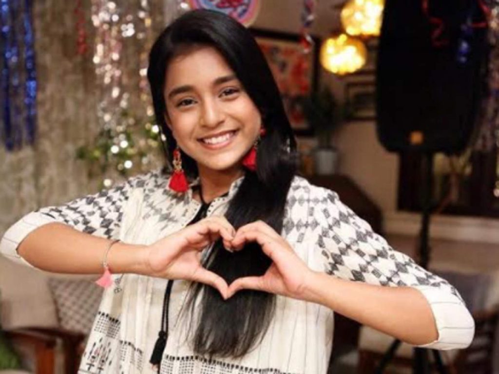 Sumbul Touqeer - Biography, Height & Life Story | Super Stars Bio