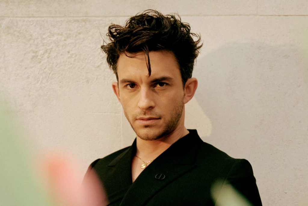 Jonathan Bailey - Biography, Height & Life Story | Super Stars Bio