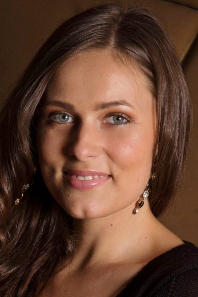 Katrina Grey - Biography, Height & Life Story | Super Stars Bio