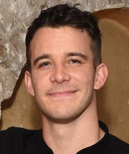 Luke Thompson - Biography, Height & Life Story | Super Stars Bio