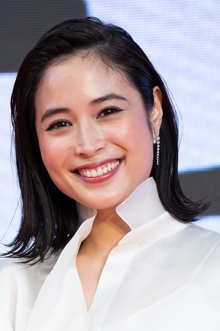 Alice Hirose - Biography, Height & Life Story | Super Stars Bio