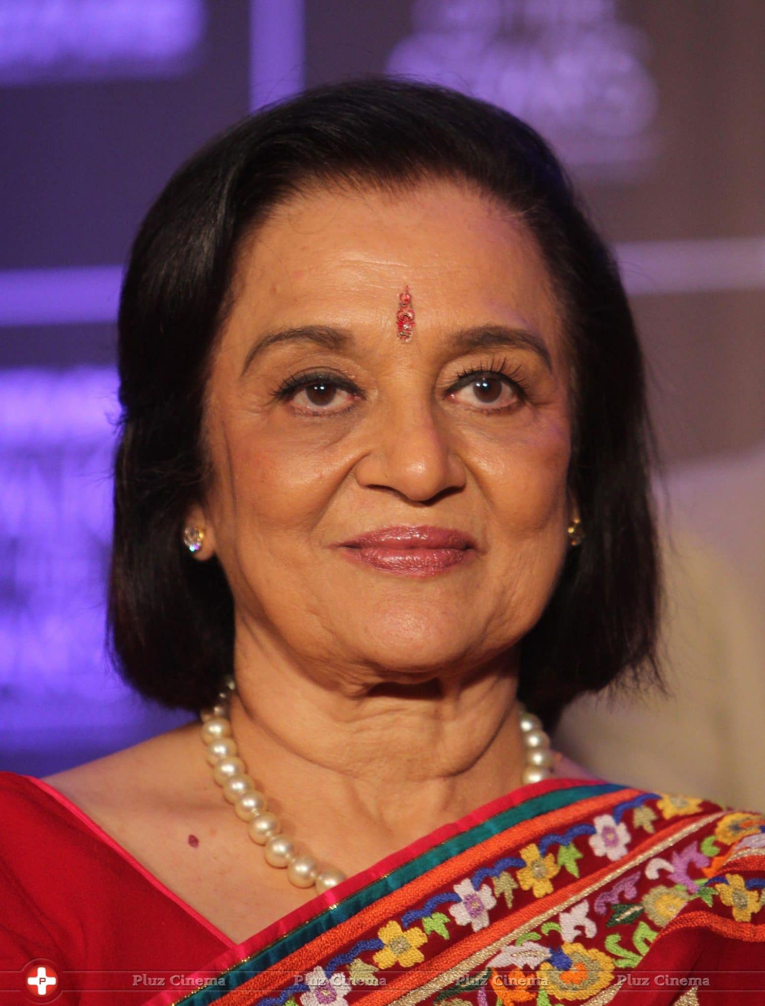 Asha Parekh - Biography, Height & Life Story | Super Stars Bio