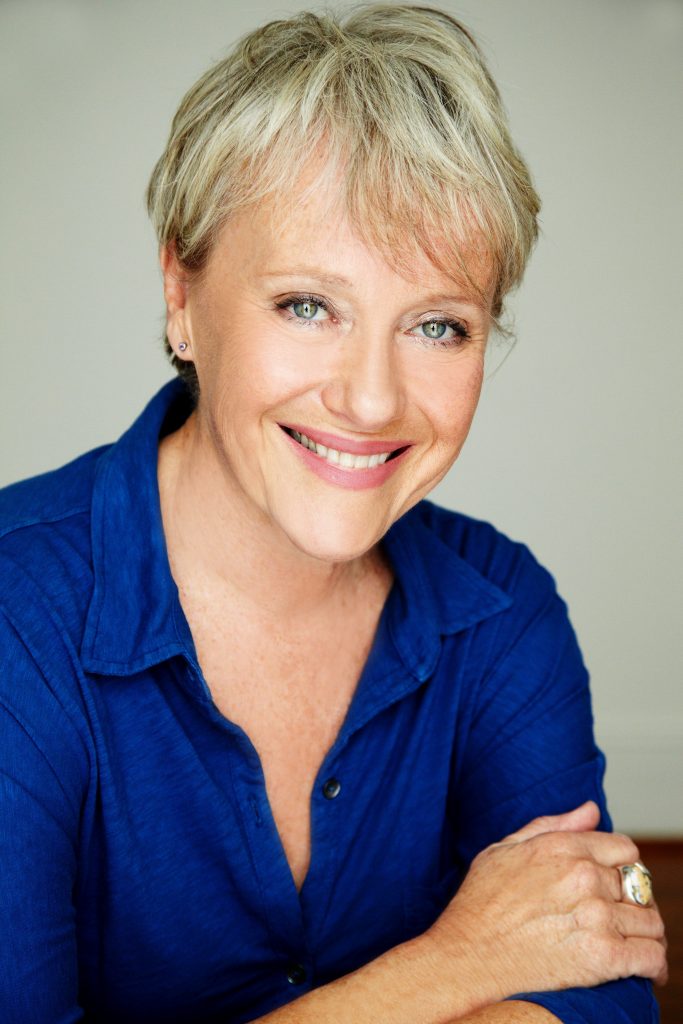 Elizabeth Alexander - Biography, Height & Life Story | Super Stars Bio