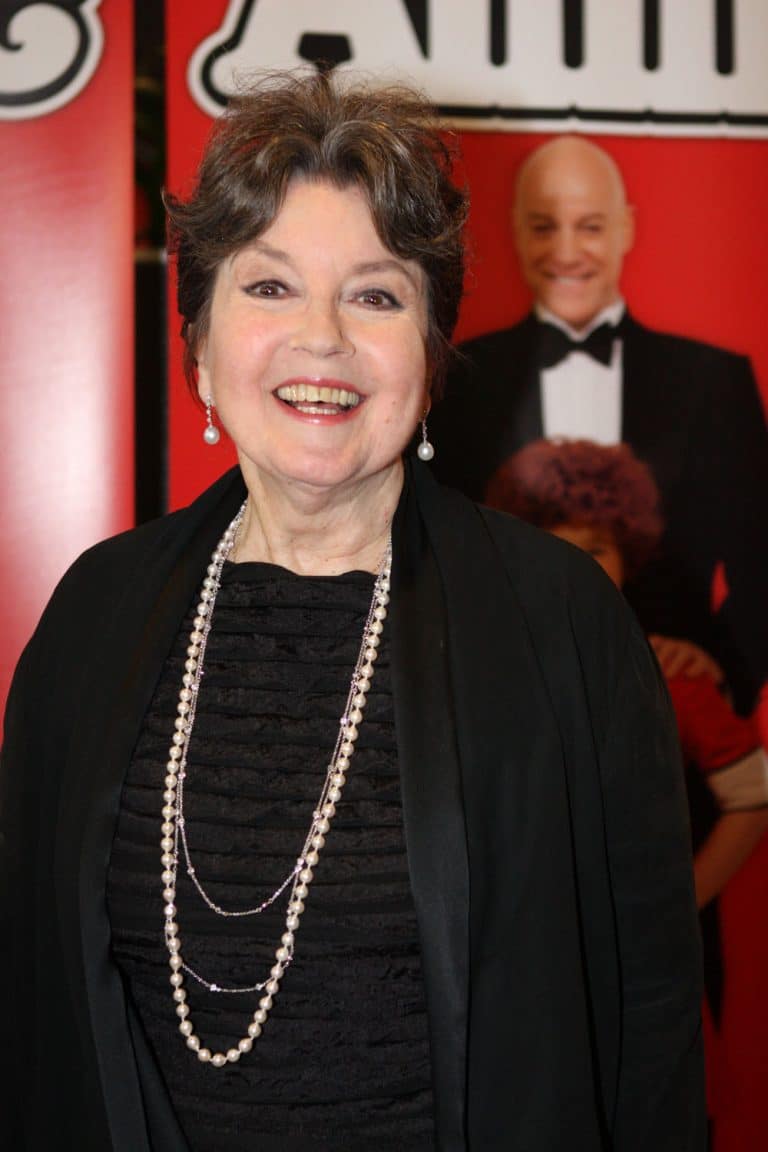 Lorraine Bayly - Biography, Height & Life Story | Super Stars Bio