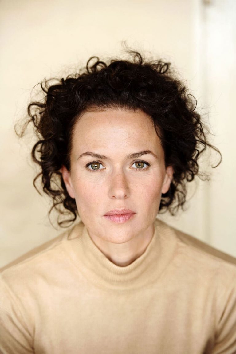 Melika Foroutan - Biography, Height & Life Story | Super Stars Bio