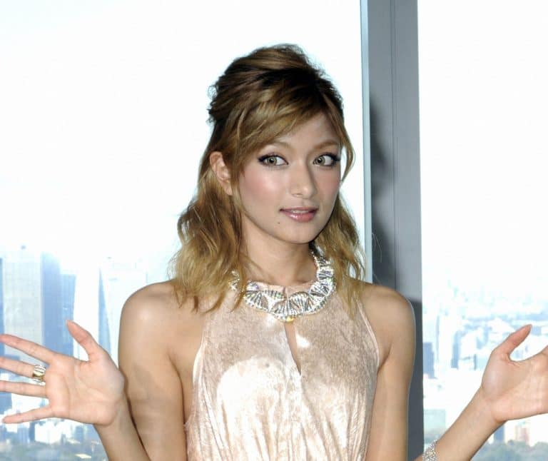 Rola - Biography, Height & Life Story | Super Stars Bio