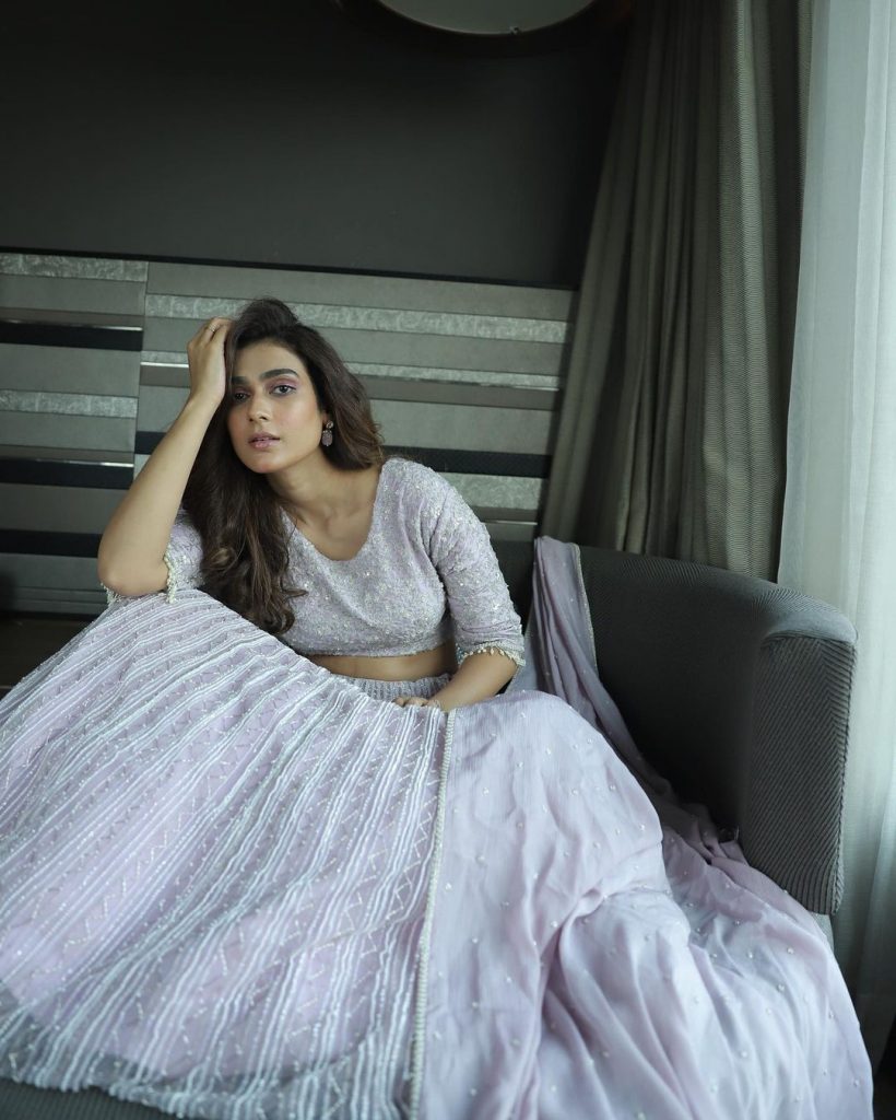 Aakanksha Singh - Biography, Height & Life Story | Super Stars Bio