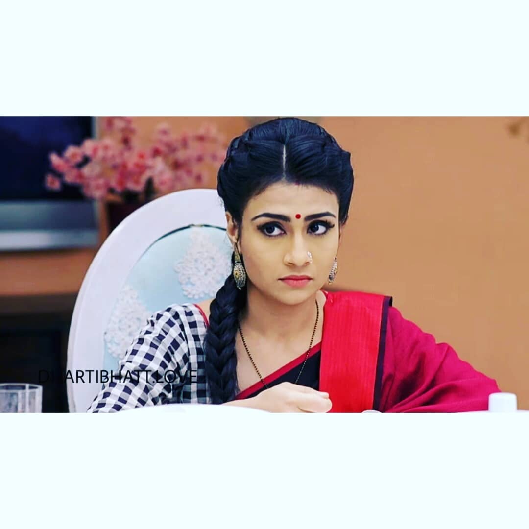 Dharti Bhatt - Biography, Height & Life Story | Super Stars Bio