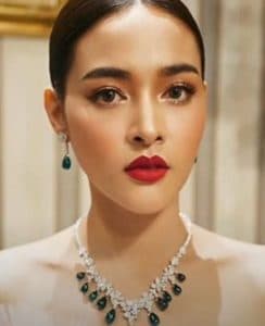 Fonthip Watcharatrakul - Biography, Height & Life Story | Super Stars Bio