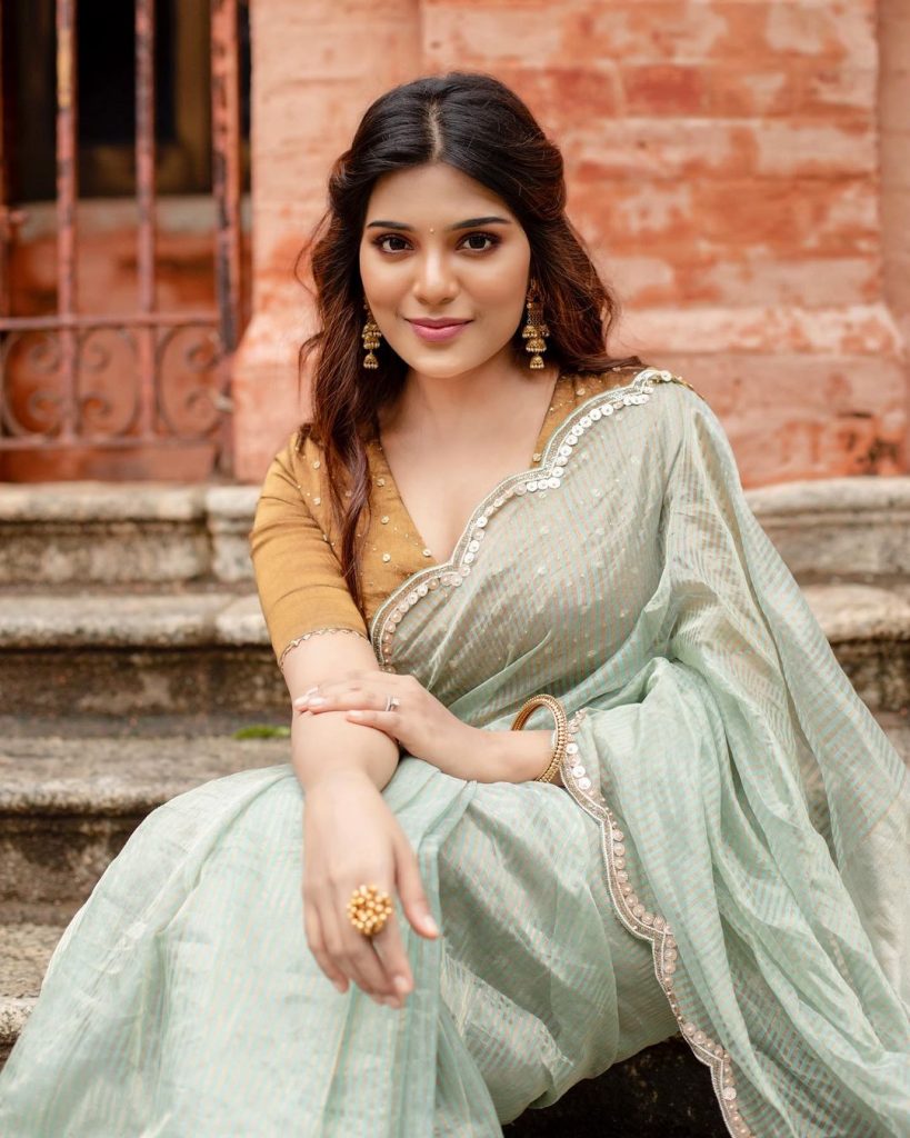 Aathmika - Biography, Height & Life Story | Super Stars Bio