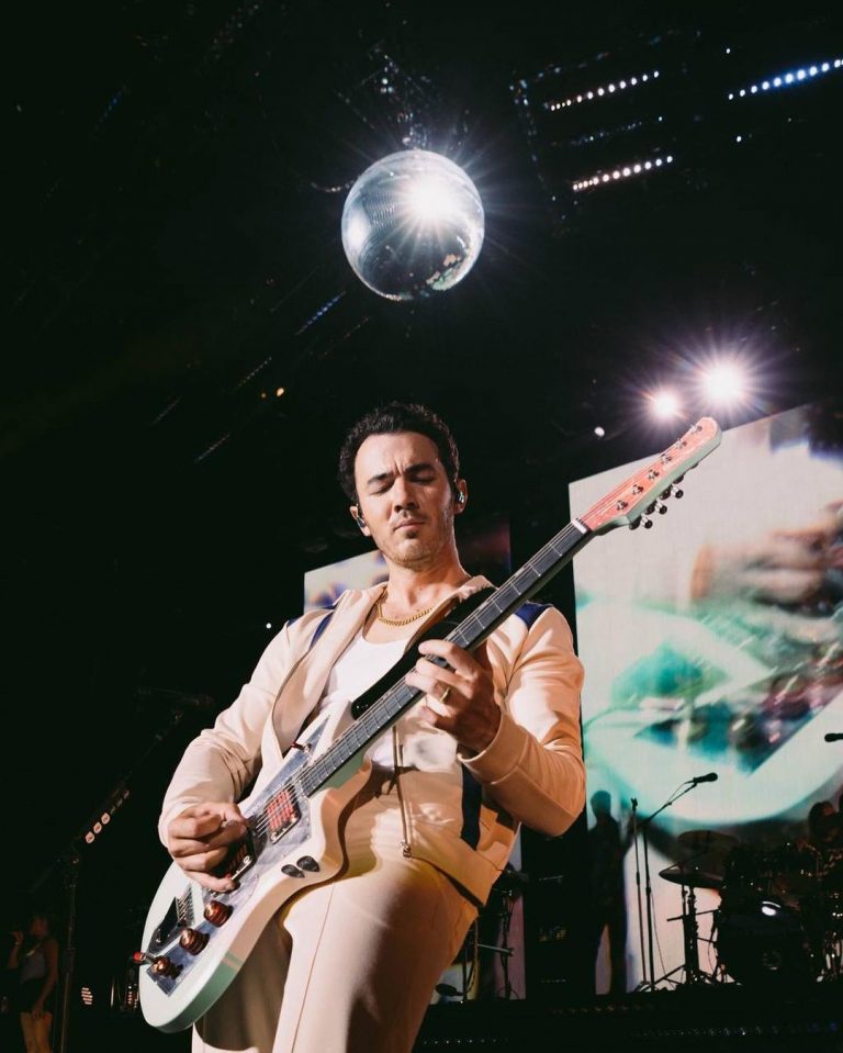 Kevin Jonas - Biography, Height & Life Story | Super Stars Bio